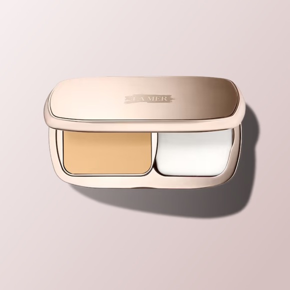 La Mer | Makeup | La Mer The Soft Moisture Powder Foundation Broad ...